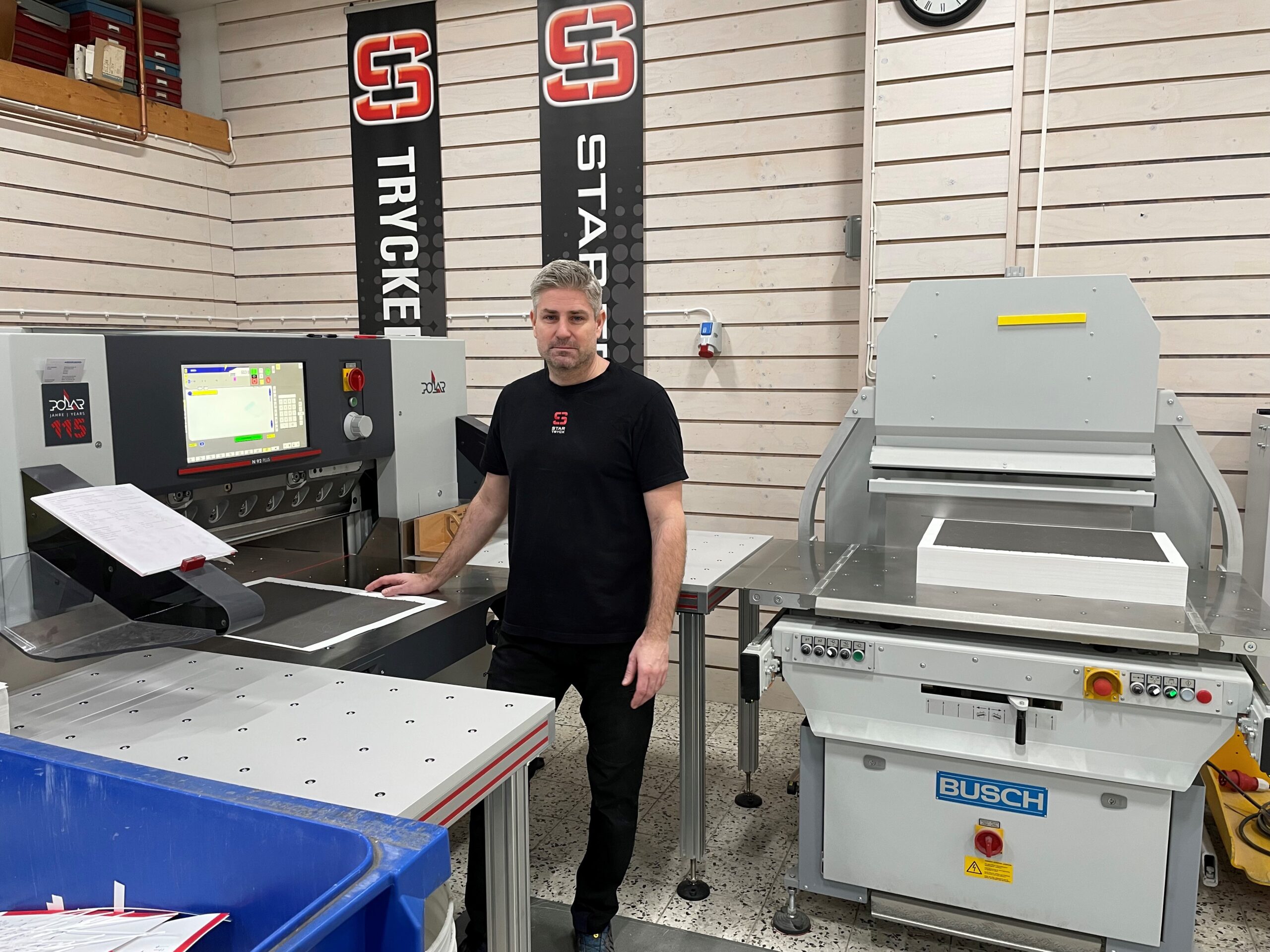 Skärning med precision hos Star-Tryck